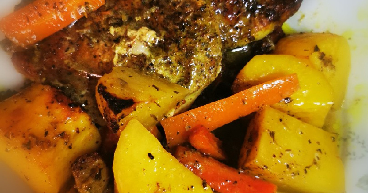 Χοιρινές μπριζόλες με πατάτες στο φούρνο Συνταγή από τον/την Πετρος ...