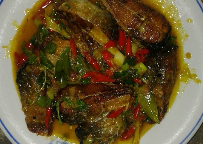 Resep Ikan patin pesmol sederhana oleh Mitha Kayla Rafatilah - Cookpad
