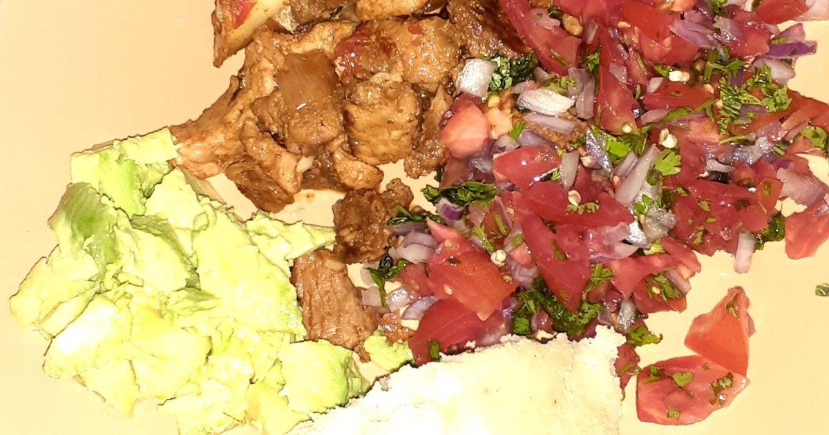 Fried Pork/Ugali/Kachumbari/Avocado Recipe by BettyMeeme - Cookpad