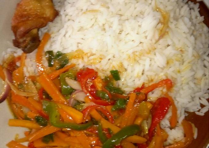 White rice and veggies Recipe by Chichi Dozie ( Abuja Mom) - Cookpad