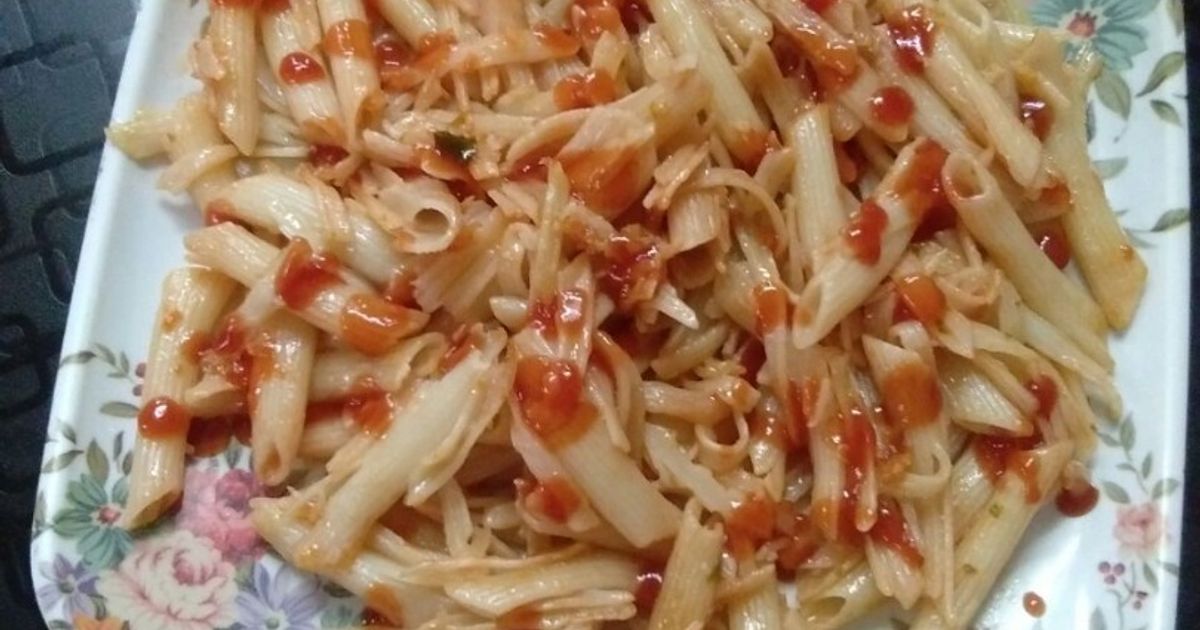 Garlic Green Chilli Pasta Recipe by shefali Bhattacharya - Cookpad