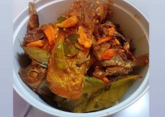 Resep Pesmol ikan bawal oleh Elis Triani - Cookpad Resep Pesmol ikan bawal oleh Elis Triani - Cookpad