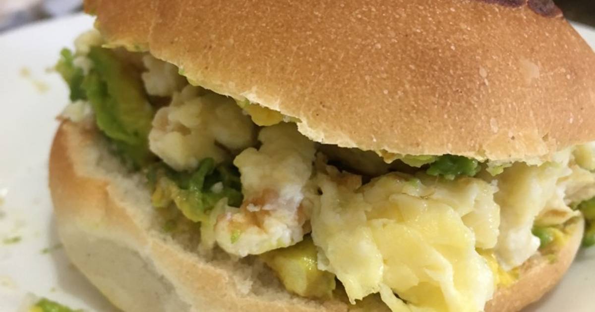 Sándwich de huevo y palta Receta de Fayida Zeitun- Cookpad