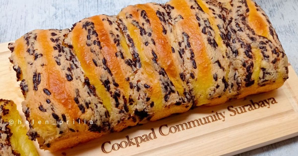 Resep Stripe Pumpkin Bread oleh Naads_Kitchen - Cookpad