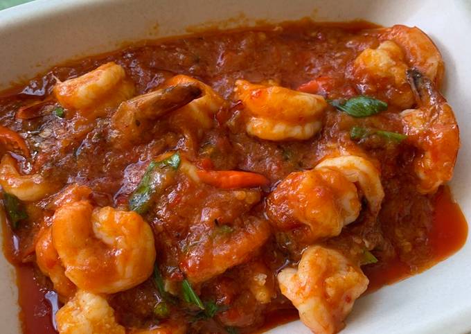 Resep Udang saus padang oleh Nisfu Wanora - Cookpad