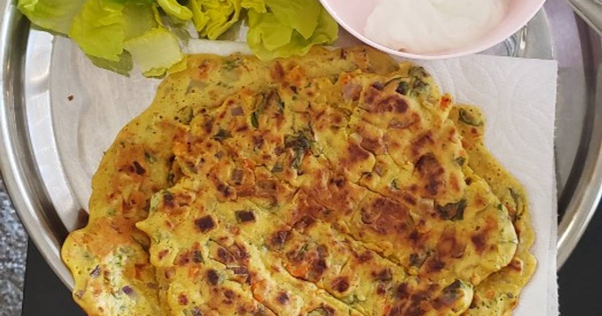 Besan chilla with greek yogurt and some lettuces Recipe by Bajwa ...