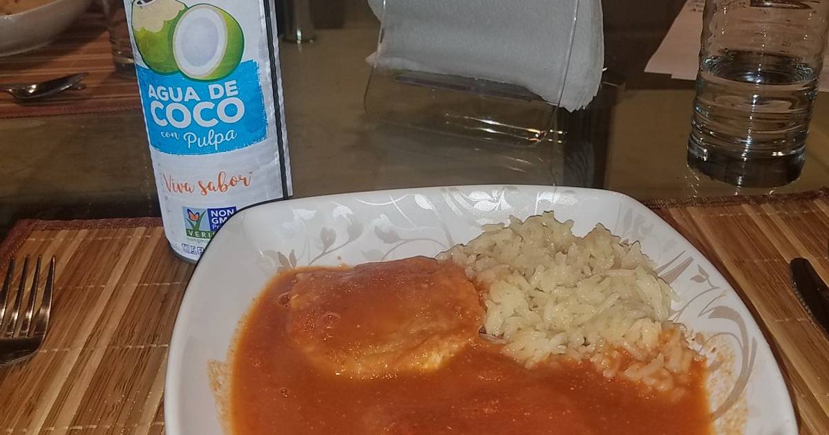 Tortitas De Pollo Con Caldo De Jitomate Receta De Fernanda P Galicia O