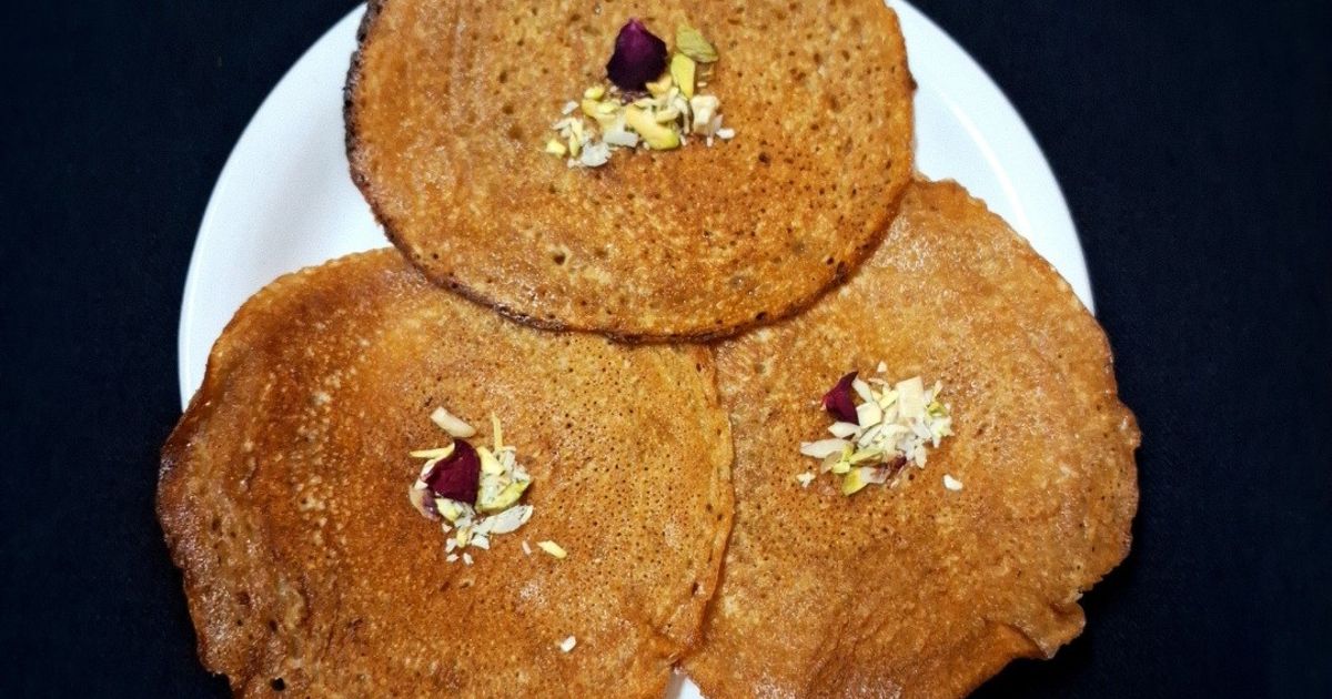 Sweet Pudla Recipe by Shital Jataniya - Cookpad