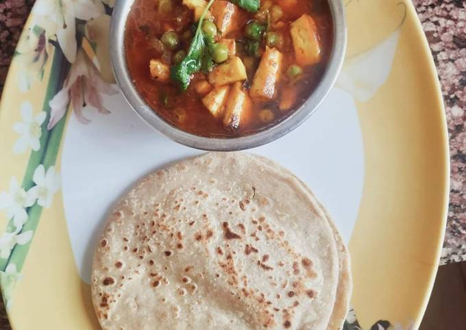 Matar paneer Recipe by Radha narang - Cookpad