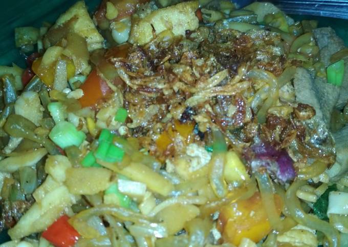 Resep Mie goreng shirataki daging rusa oleh Ratih Indriyani R - Cookpad