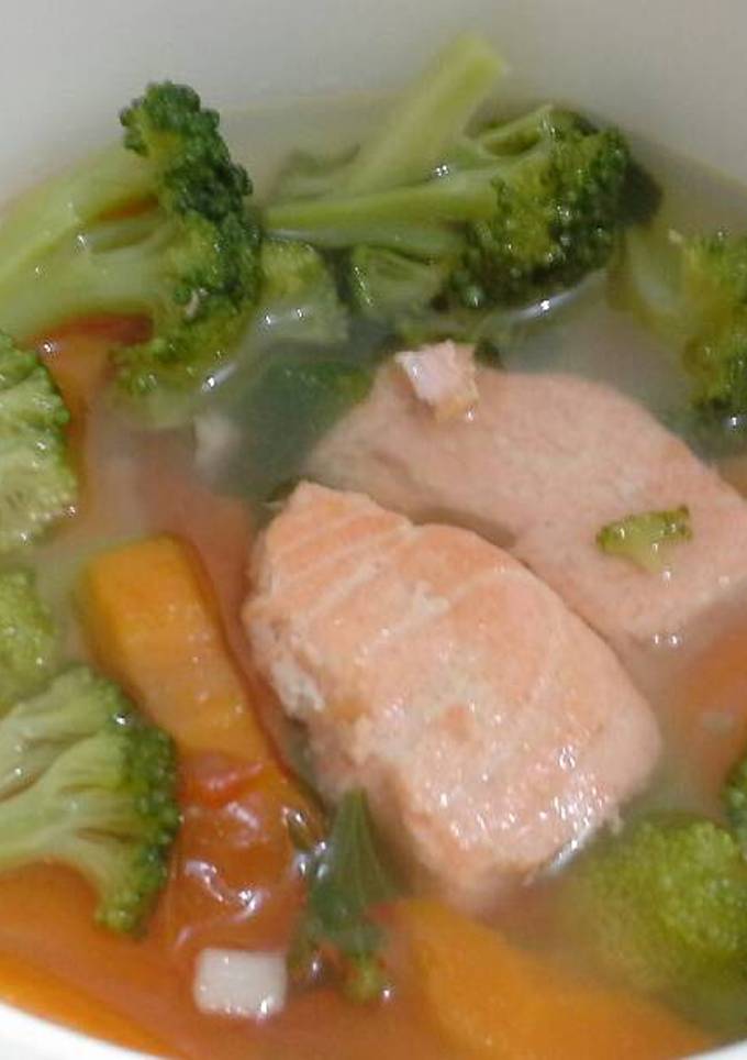 Resep Sup salmon untuk anak (usia 1th lebih) oleh Dapur Mama Aline ...