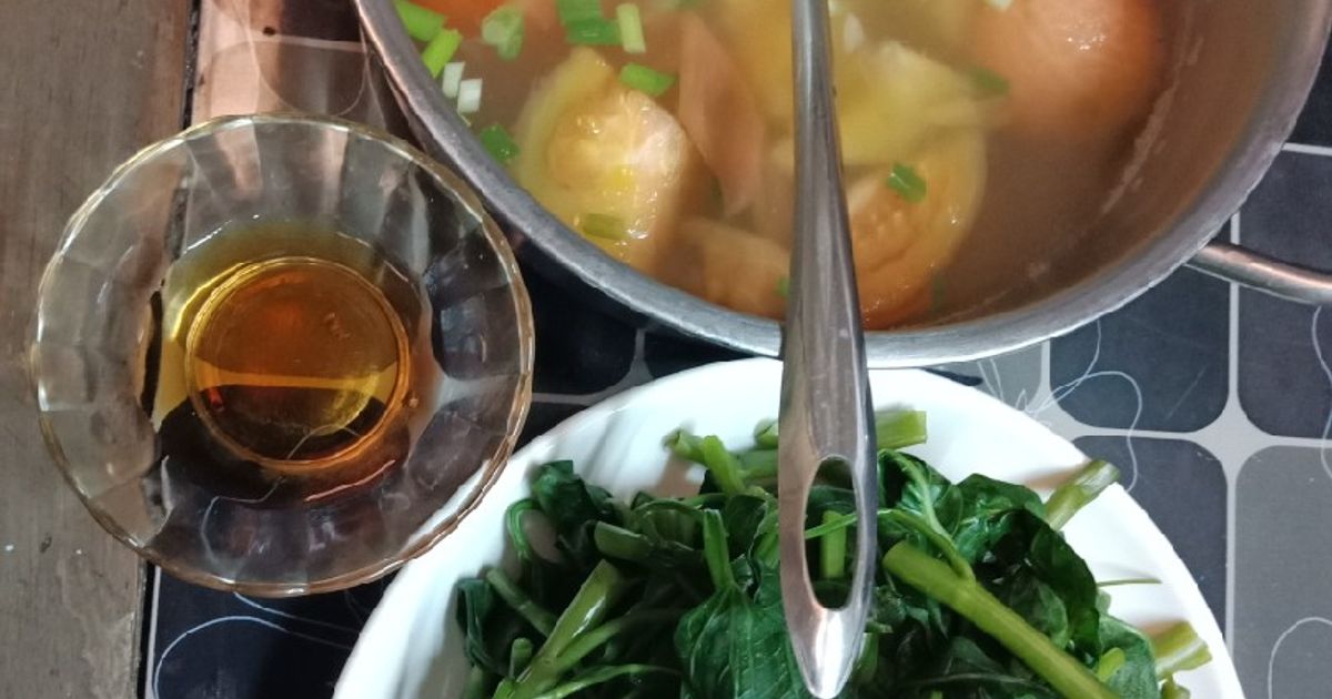 Cách Làm Món Canh Rau Muống Dầm Cà Chua của yên nhiên thái hoài - Cookpad