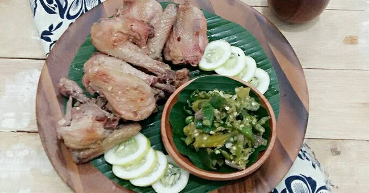 Resep Ayam Pop - Sambal Cabe Ijo oleh Martiwi - Cookpad