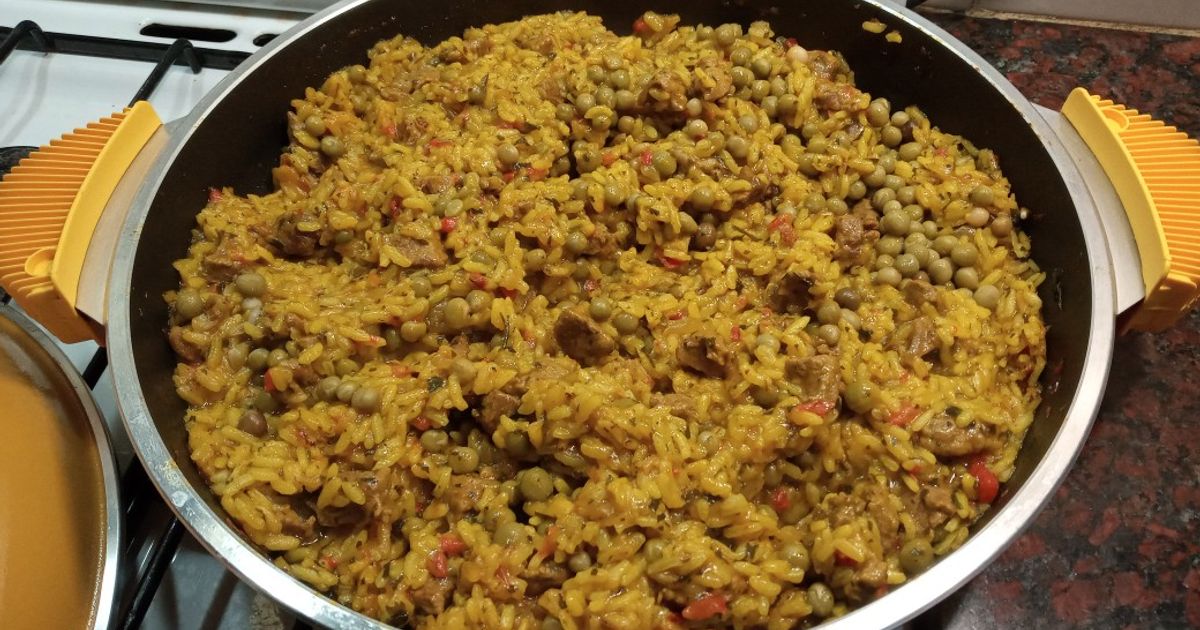 Arroz Al Azafrán Con Carne Receta de Olga B. Gorosito