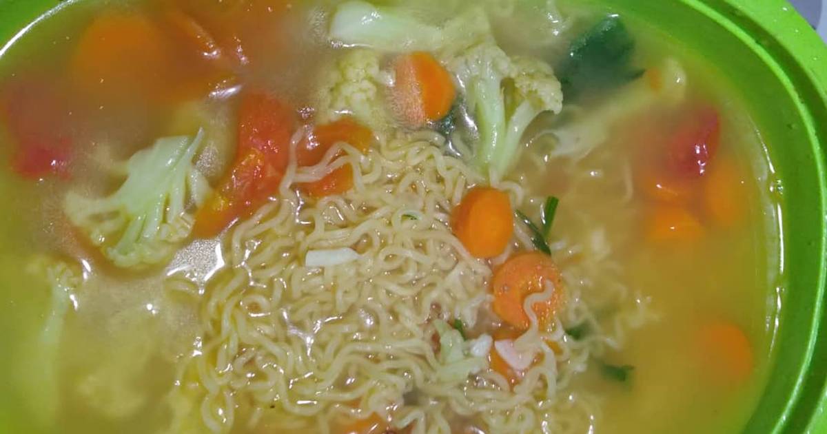 Resep 🍜Sup mie / mi sayur oleh NIA - Cookpad