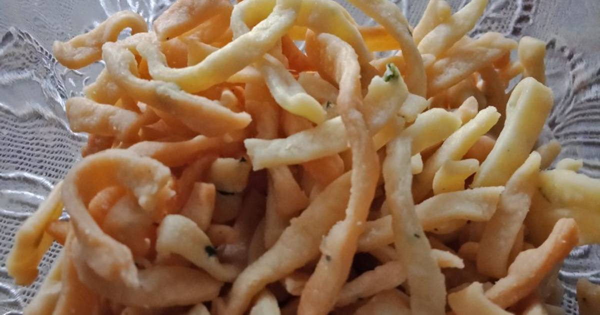 Resep Kue Bawang oleh Ika Septiyani - Cookpad