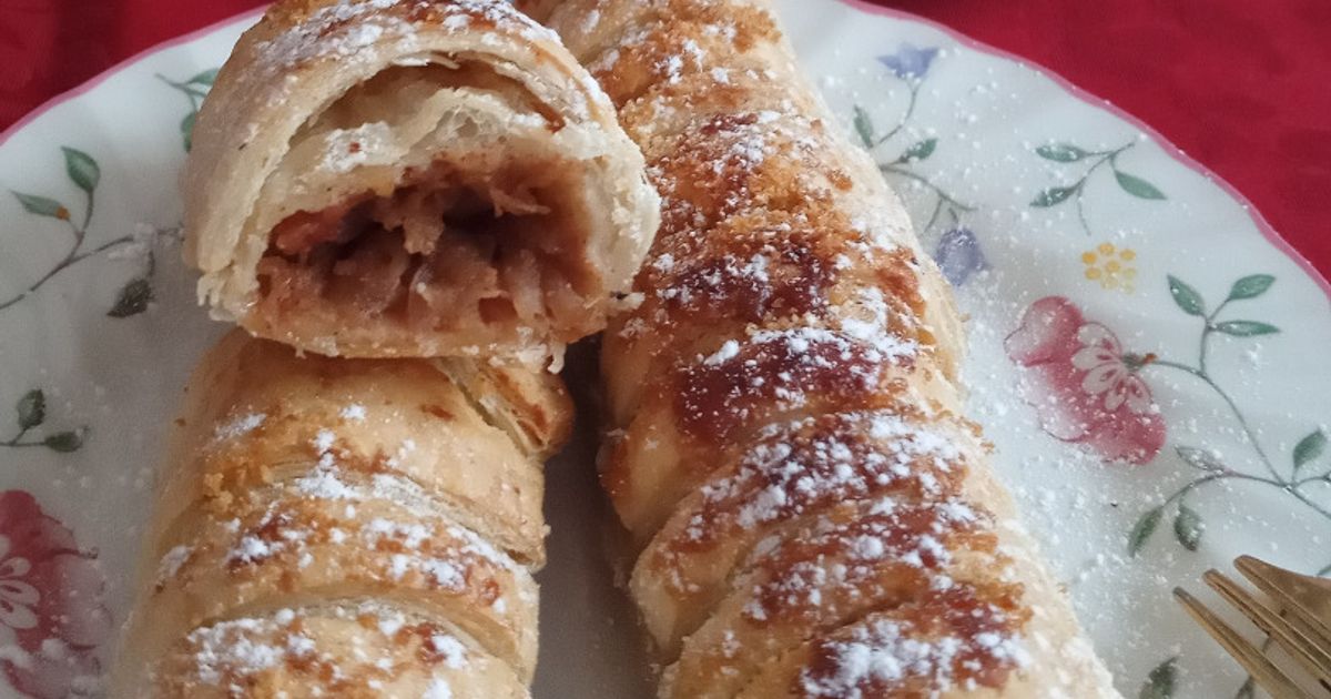 Mini Apple Strudel Rolls Recipe by Eva Jones - Cookpad