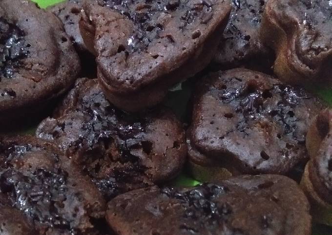 Resep Kue Cubit Cokelat Lumer oleh Isnin Nurly - Cookpad