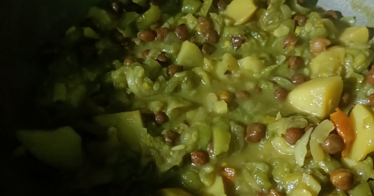 Nenua Chana Ki Sabji (Sponge Gourd & Chickpea Vegetables) Recipe by ...