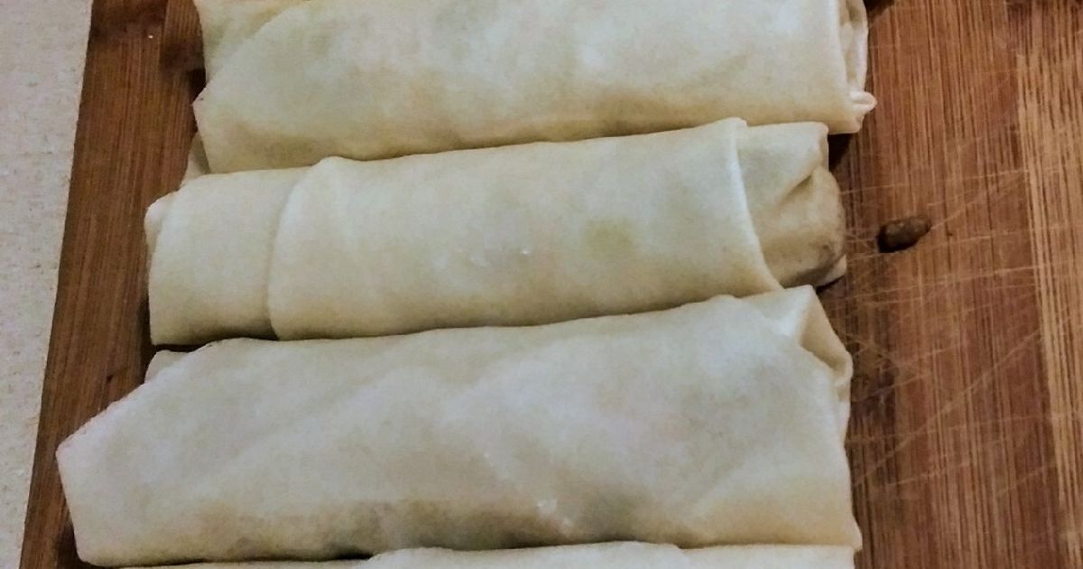 Resep Spring Roll (Lumpia Goreng) oleh Erika Perangin angin - Cookpad
