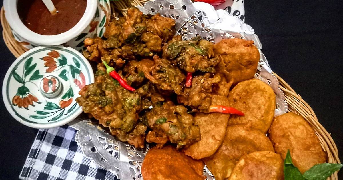 Aloo pakoray Spring Onion pakoray. Recipe by asma syed - Cookpad