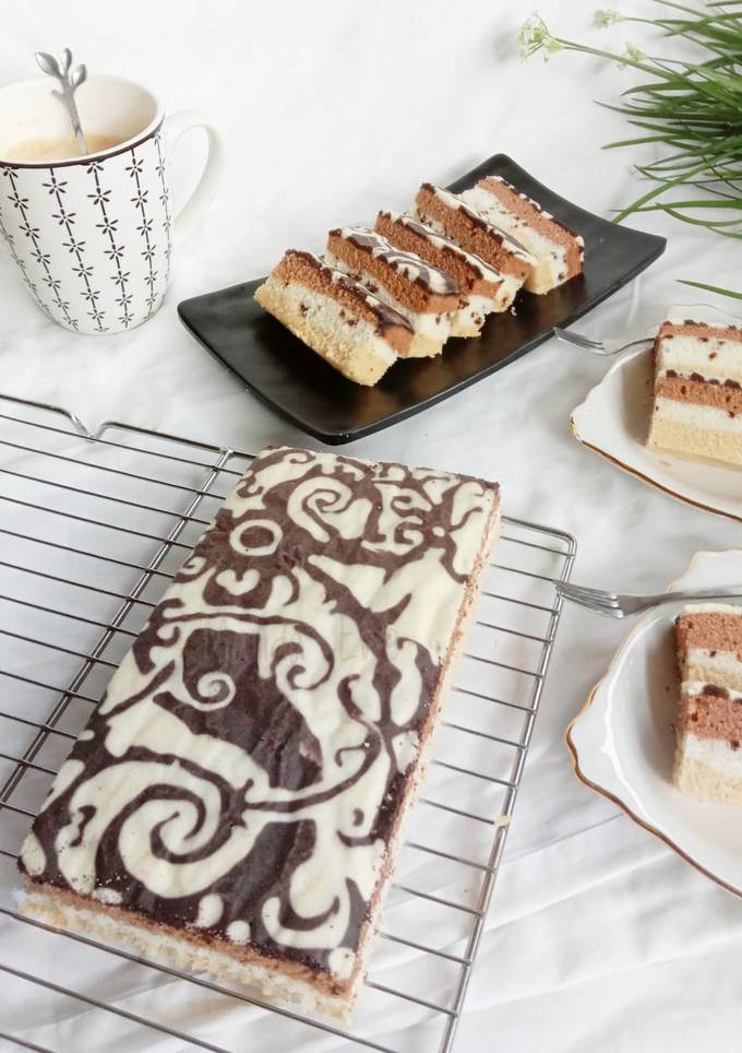 Resep Bolu Batik Trio Choco Mocca oleh Manda Evie - Cookpad