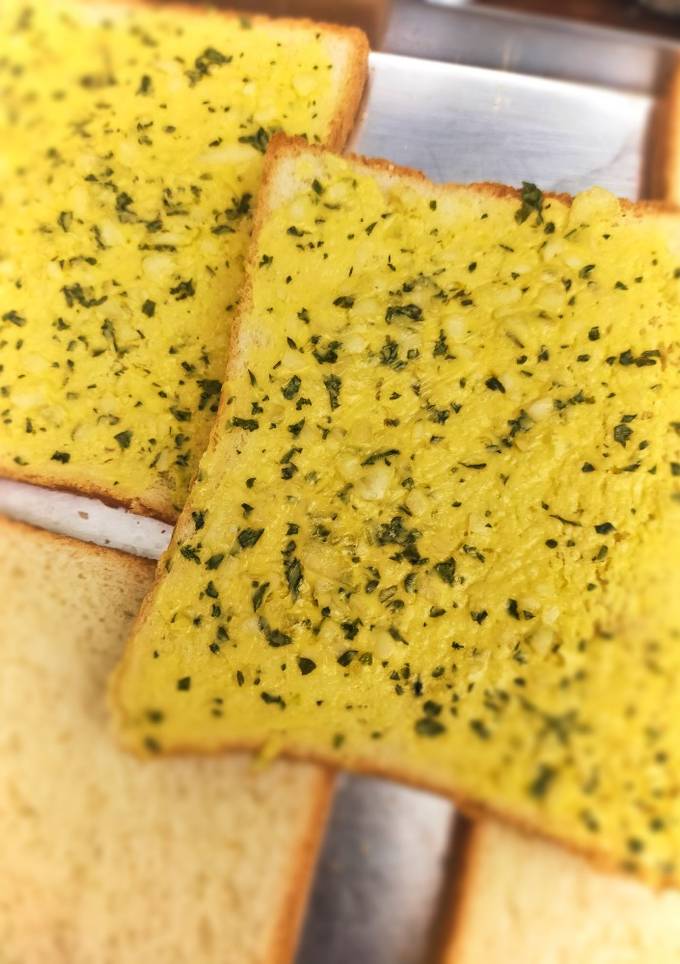 Resep Garlic Toast mudah dan sehat oleh Lita Burdick - Cookpad