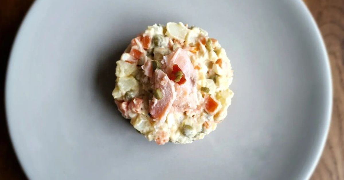 70's Classic Russian Salad Recipe by Foodiegeektrish - Cookpad