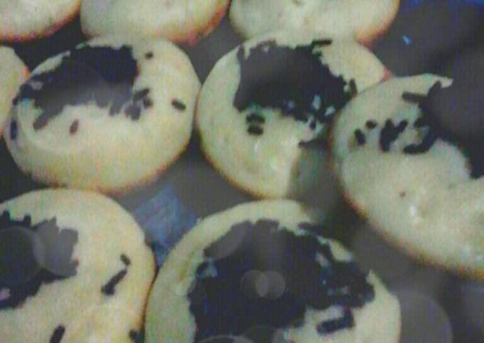 Resep Kue cubit choco meses oleh Enjel Iskak - Cookpad