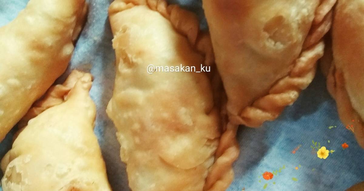Resep Pastel isi kentang wortel dan telur rebus, nagihh oleh Masakan ku ...