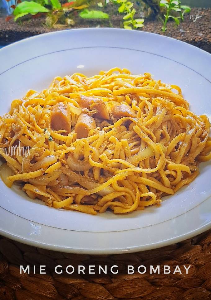 Resep Mie Goreng Bombay oleh Ayu Umha - Cookpad