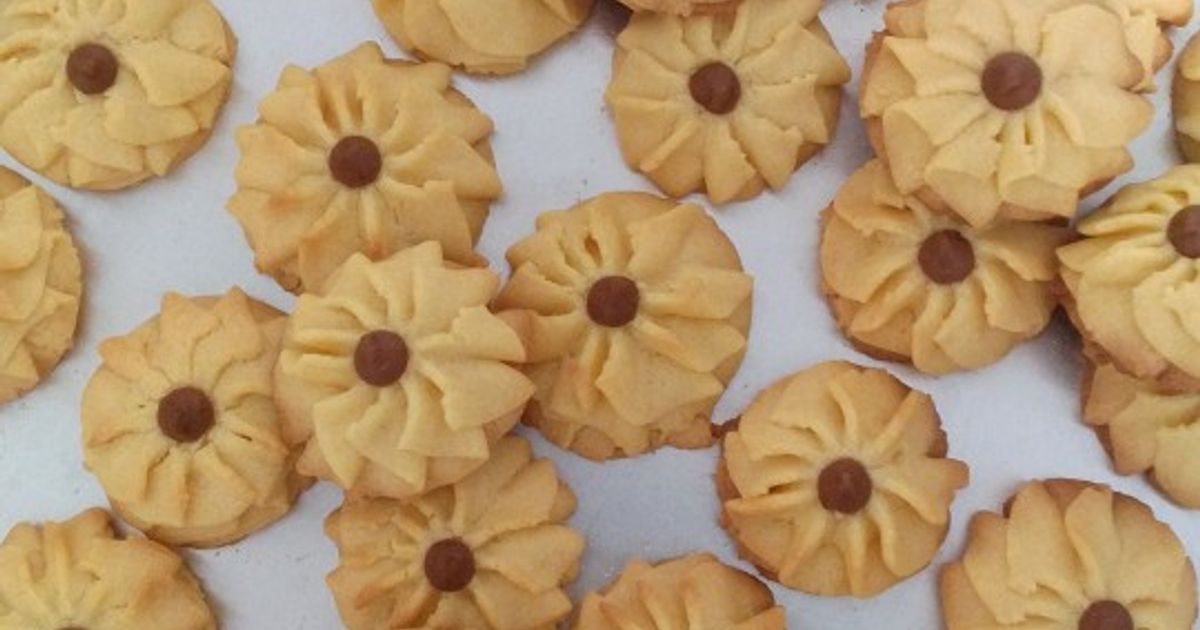 Resep Kue Semprit Mawar oleh jennifer darsono - Cookpad