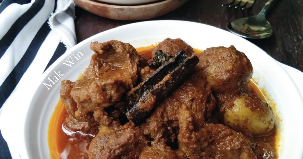 Resep Kalio Daging Sapi Kentang oleh Mak Win - Cookpad