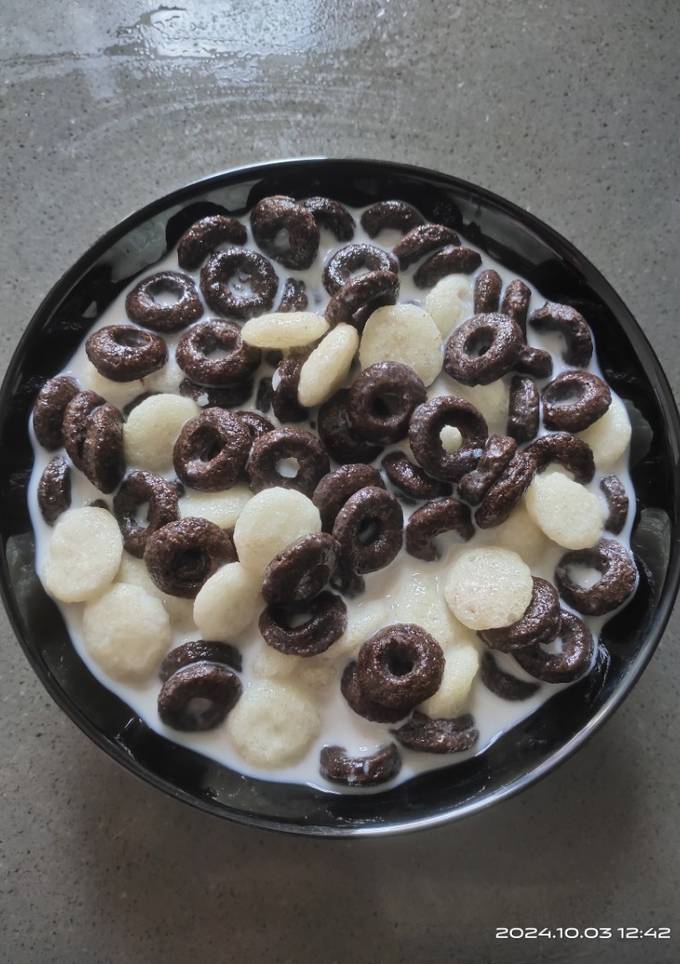 Oreo Flakes Recipe by Meme - Cookpad