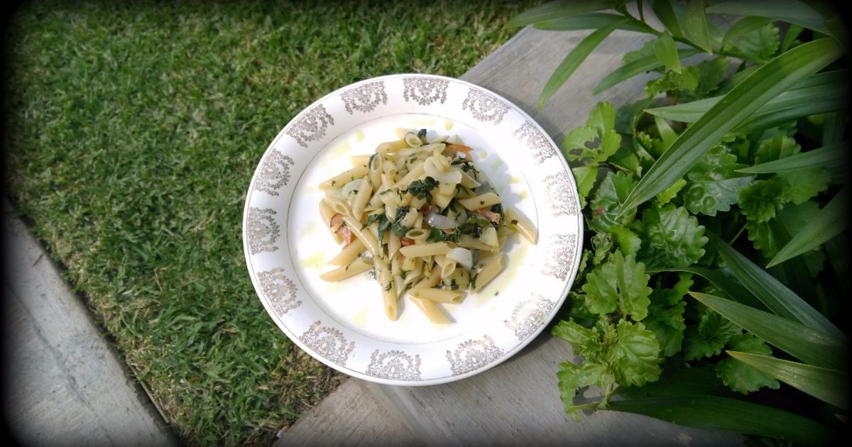 Pasta Pluma Con Albaca Tocineta Y Papa Receta de Dra. Lety Rangel- Cookpad
