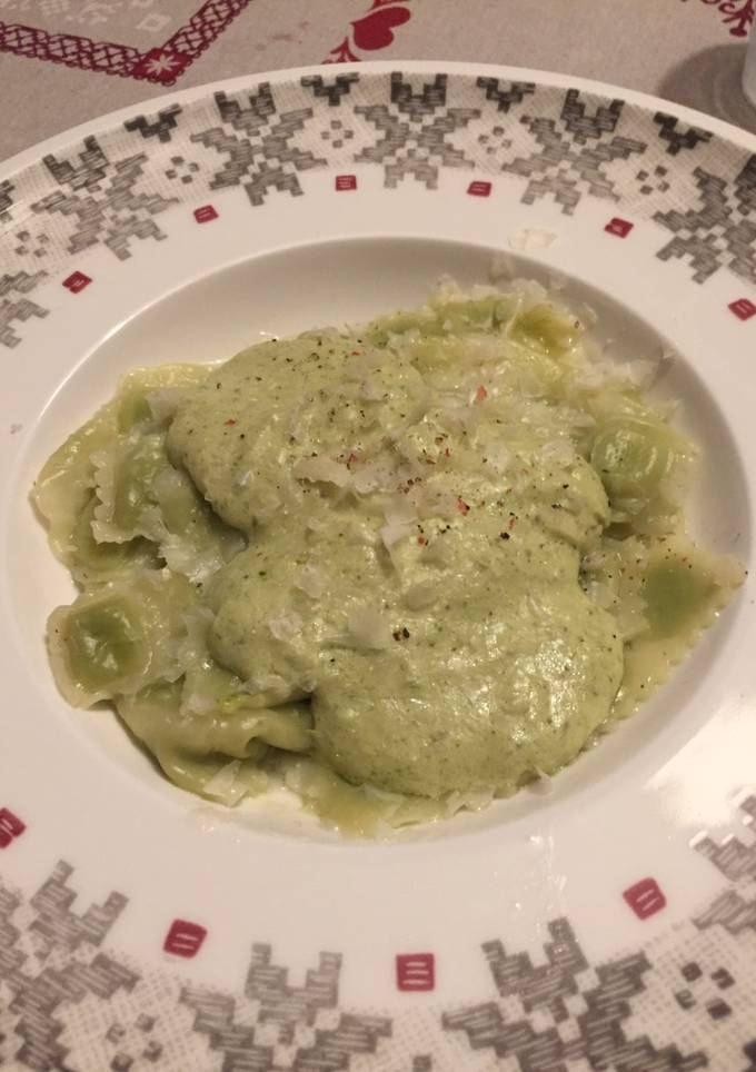 Ravioles crème de pesto de mademoiselleflocon - Cookpad