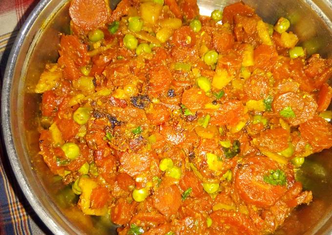 Gajar matar ki sabzi Recipe by Ritu Sharma - Cookpad