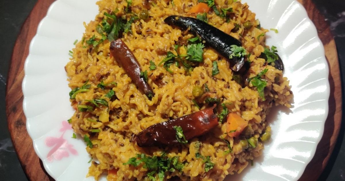 Green Moong Dal Khichdi With Veggies.. Recipe by rama - Cookpad