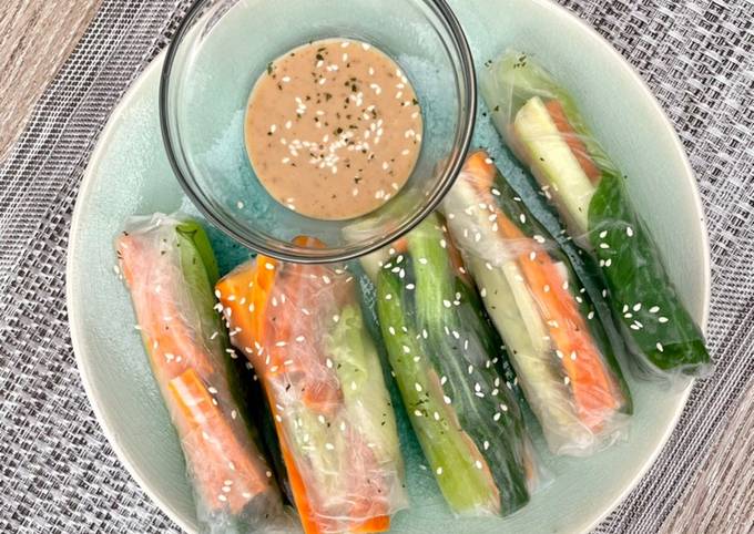 Resep Vietnam spring roll simple oleh Riri Anggraeni - Cookpad
