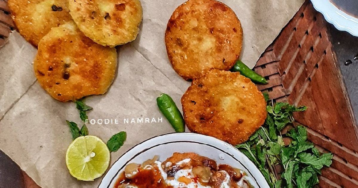 Aloo Tikki Chaat Recipe by Namrah Qureshi - Cookpad