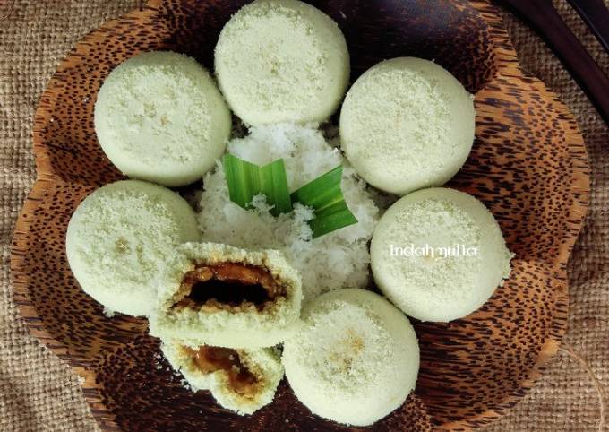 Resep Kue putu (bambu) oleh Indah Mulia - Cookpad