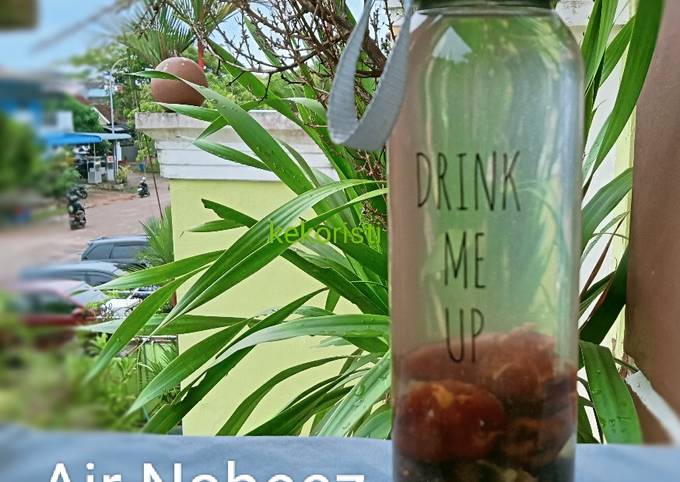 Resep Air Nabeez (air rendaman kurma) oleh Keko Risti - Cookpad