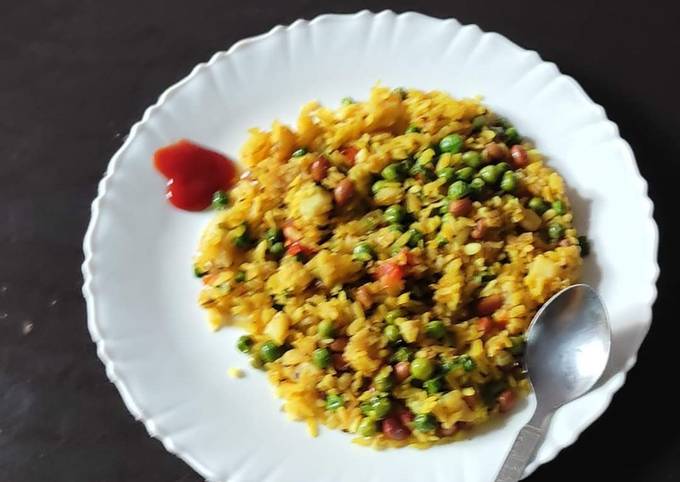 Poha Recipe by cheril jha - Cookpad
