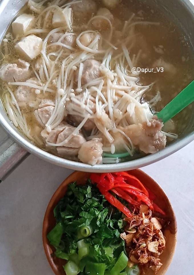 Resep Sup jamur enoki dan bakso oleh V3 - Cookpad