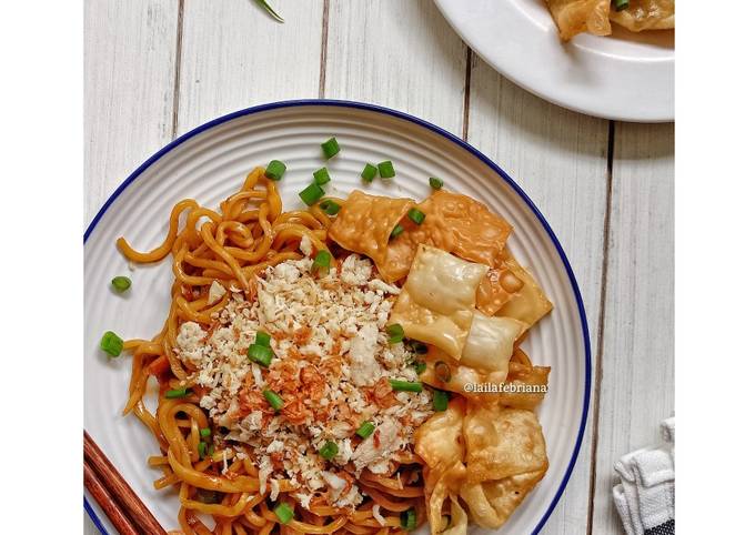 Resep Mie level pedas manis ala gacoan oleh lailafebriana - Cookpad