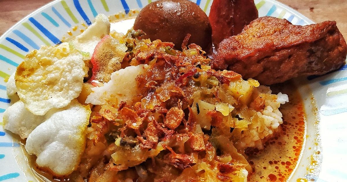 Resep sayur ketupat lebaran pake kentang rumahan enak dan mudah - Cookpad