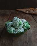 Resep klepon kenyal dan manis: Camilan lembut yang memuaskan