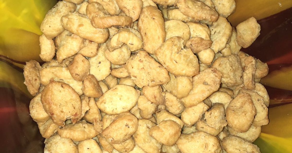 Crispy Chin Chin Recipe by Ummu Bello - Cookpad