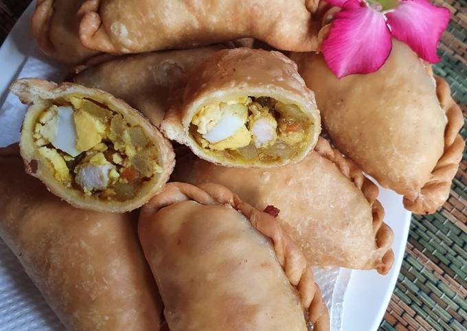 Resep Pastel kari ayam oleh Gex Dina - Cookpad