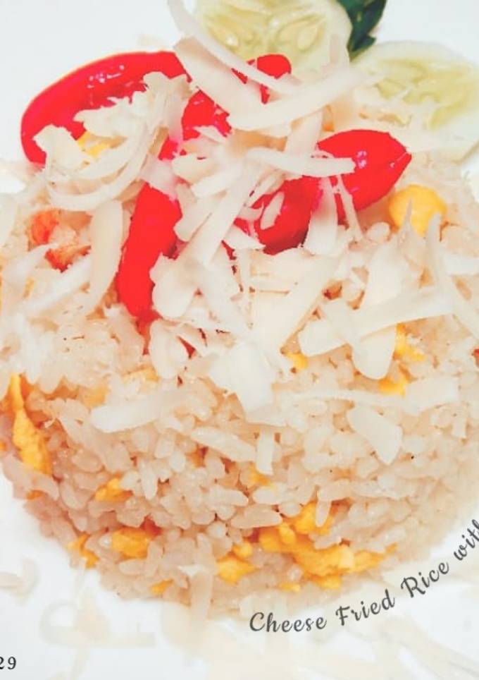 Resep 72. Cheese Fried Rice with Scrumbled Egg Prawn oleh Devin - Cookpad